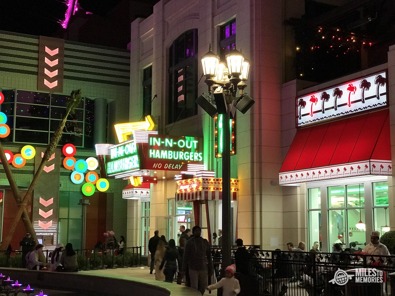 In-N-Out Vegas Strip Review: 1st Impressions, Secret Menu & Is It Good?