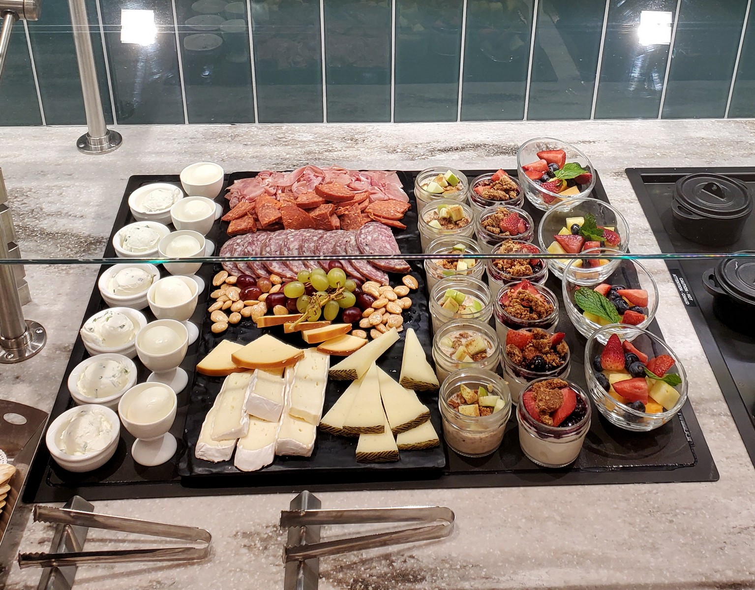 Escape Lounge at CVG Review & How to Gain Access for Free!