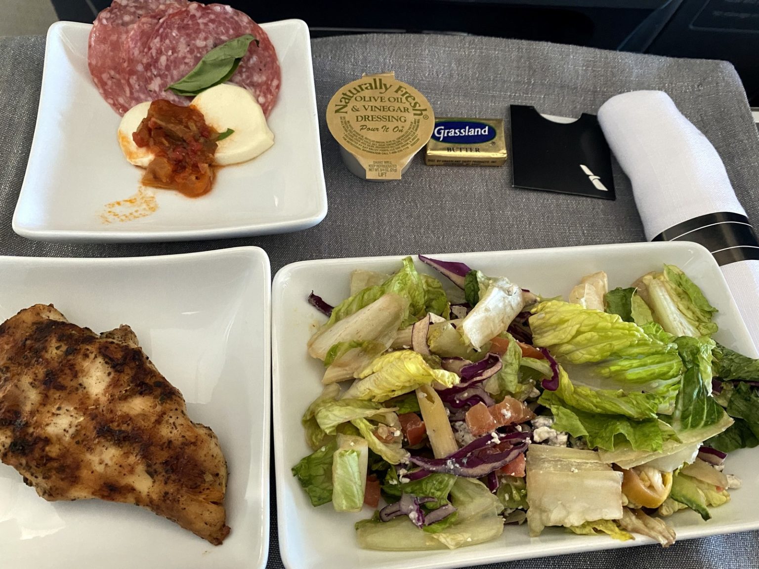 American Airlines First Class Flight Review: "Oasis" Seats, Food & More!