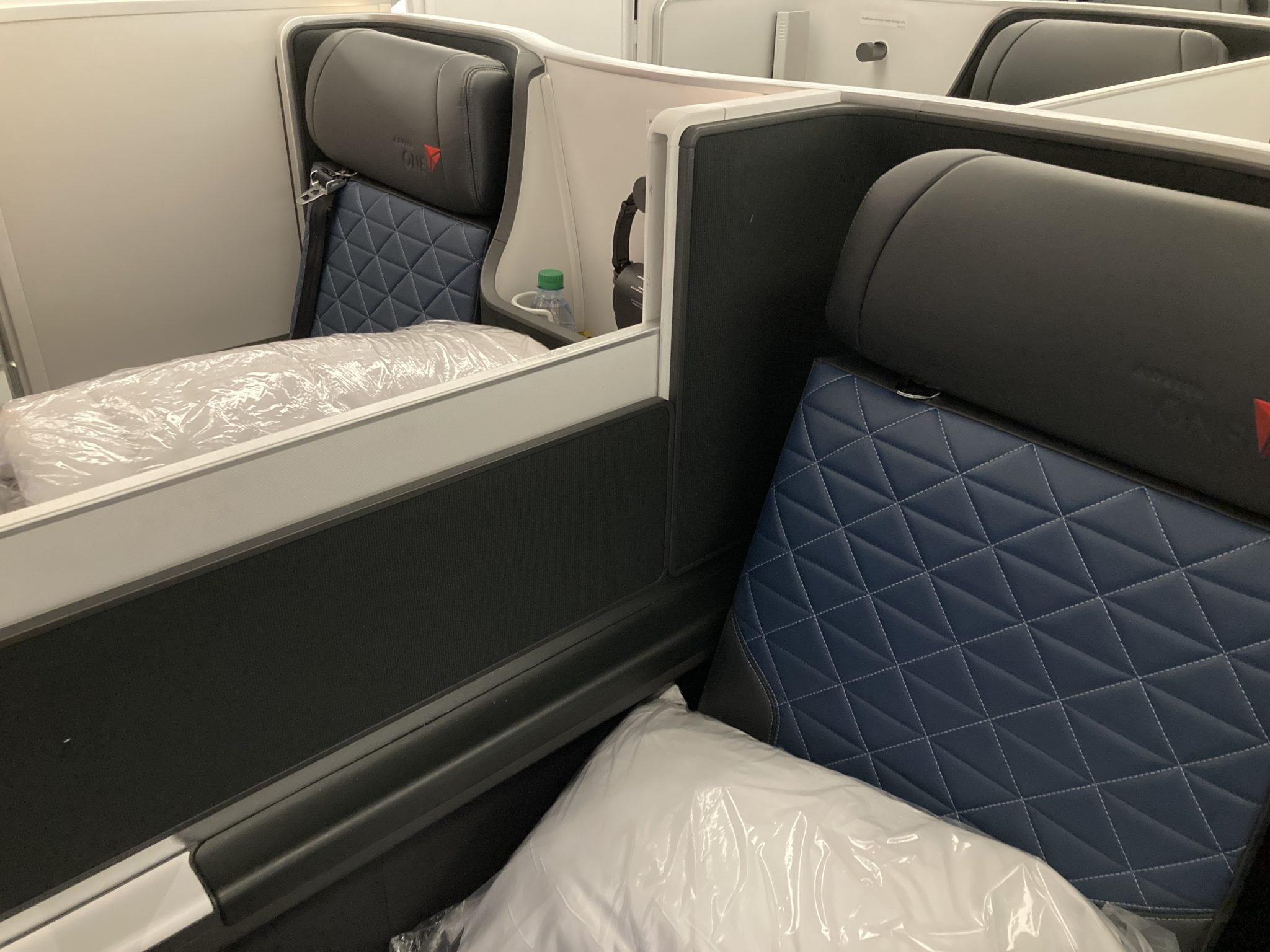 Review: Delta One Suites A330neo - New York JFK To Amsterdam AMS