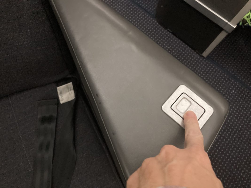 American Airlines Business Class Review: 787 Flagship Business MIA-GIG