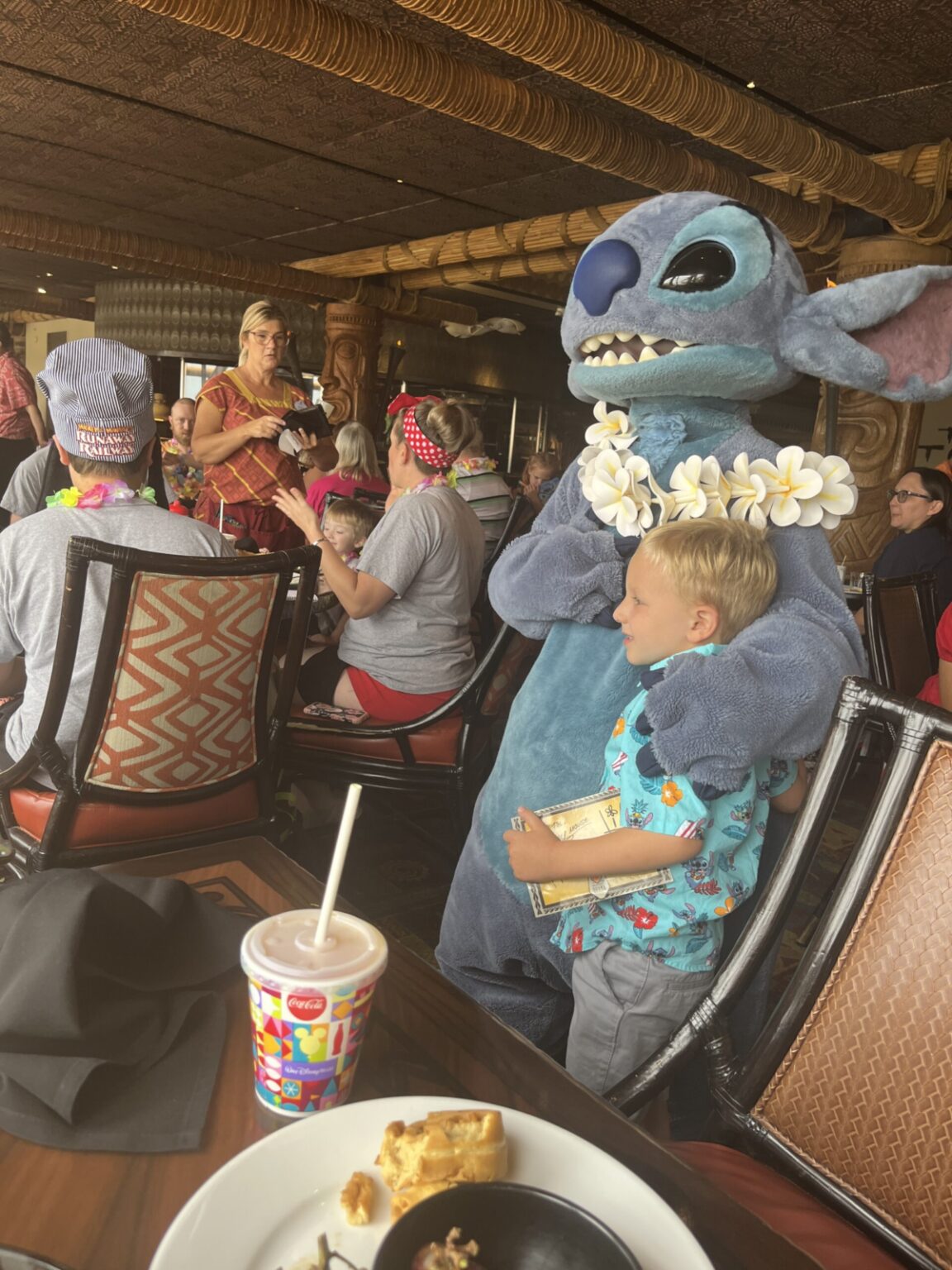 Walt Disney World Character Breakfast Guide & Review - Fun!
