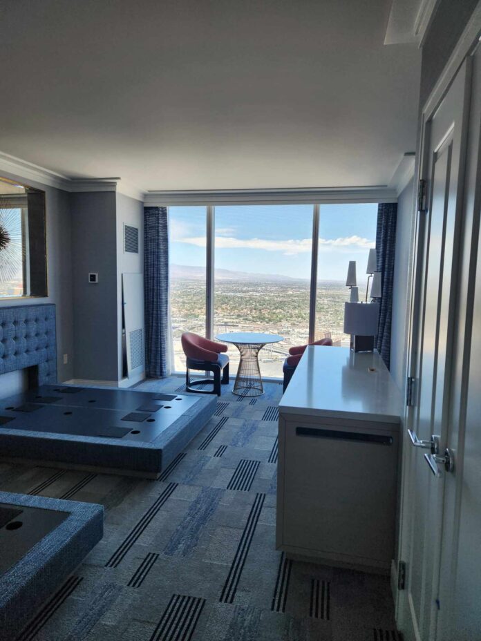 Fontainebleau Las Vegas Opening Date Rumor & Inside the Rooms