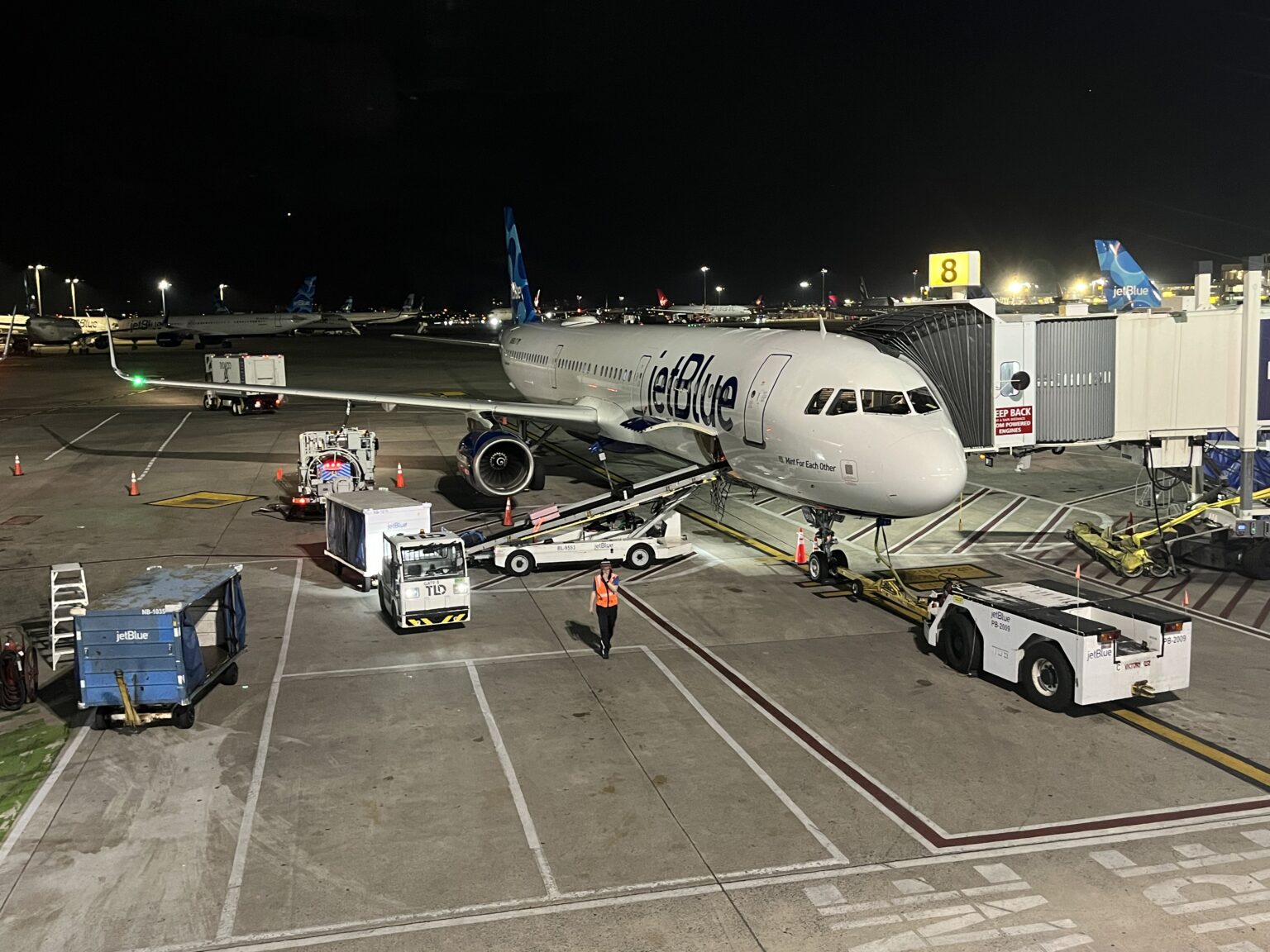 JetBlue and Spirit Airlines Abandon Merger Amid Antitrust Setback ...