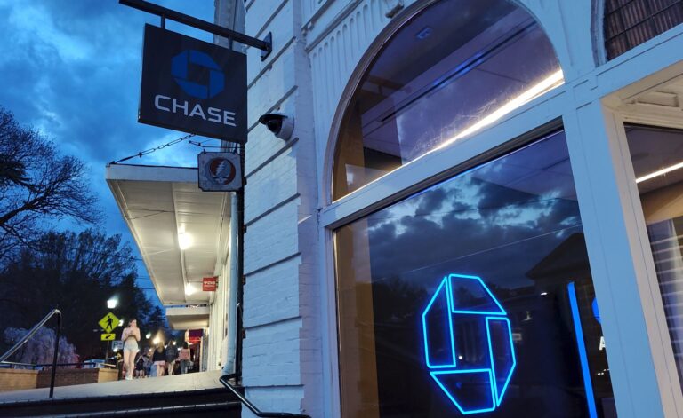 Chase Sapphire Reserve Changes and Business Version Coming This Summer ...
